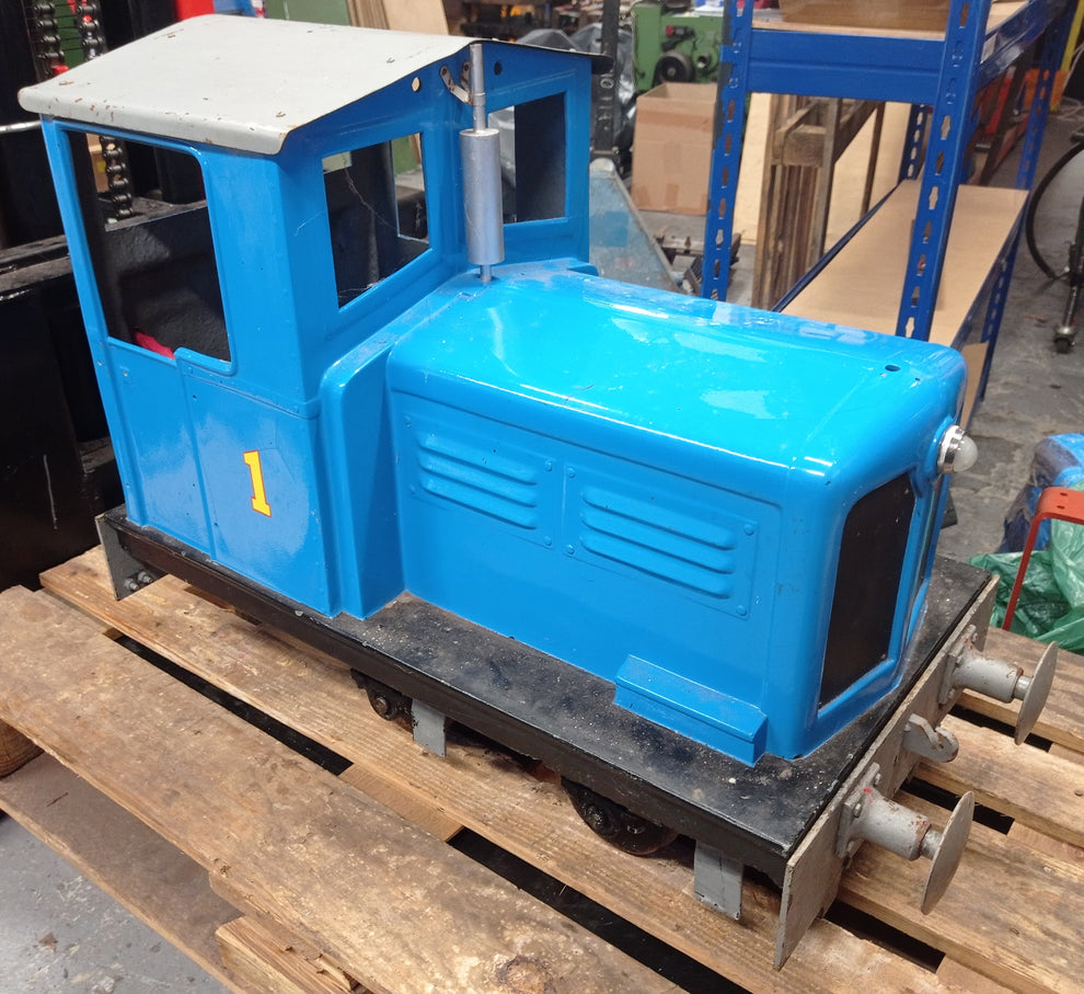 1526 - 7¼" Gauge Simplicity II Battery Locomotive (Blue) – S.M.R ...